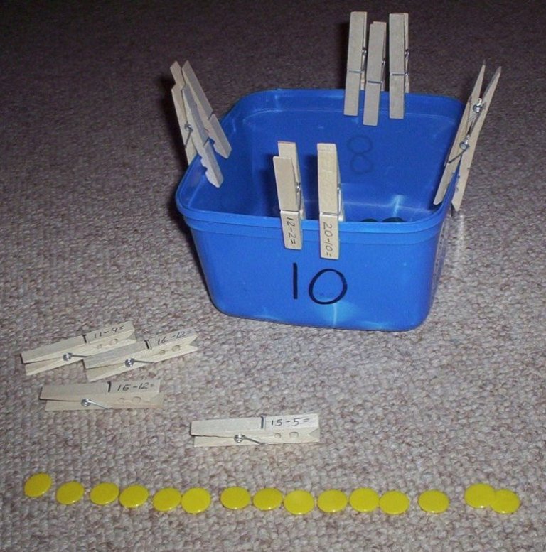Montessori subtraction trays: Hands-on mathematics | angathome