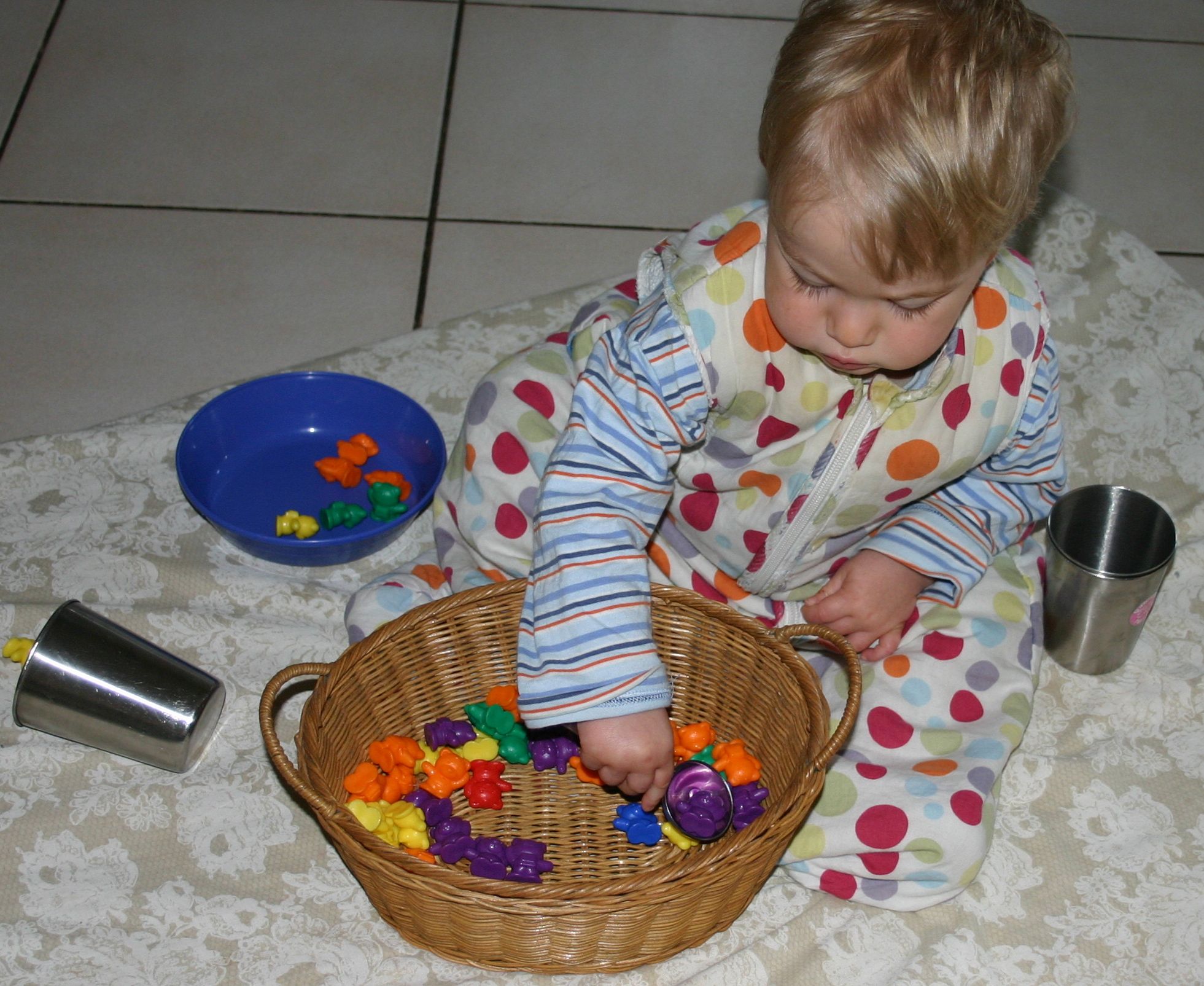 Sensory tub ideas for toddlers and preschoolers | angathome