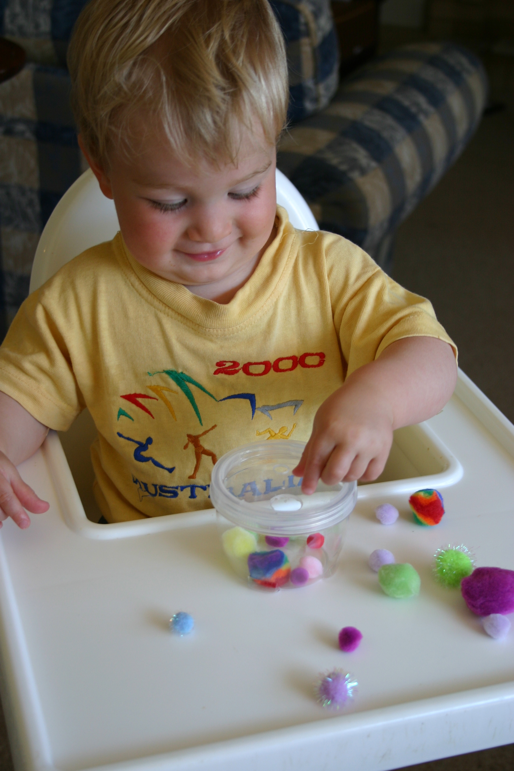 Toddler busy bag exchange | angathome