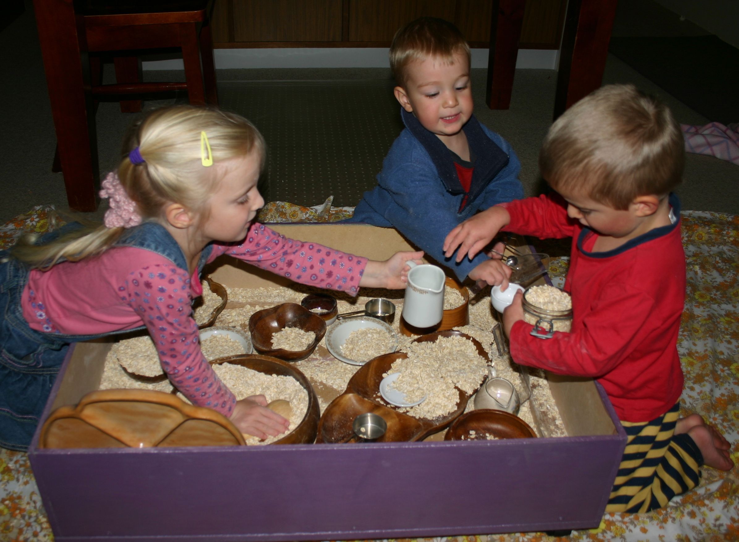 Sensory tubs; A rainy day and new baby activity | angathome